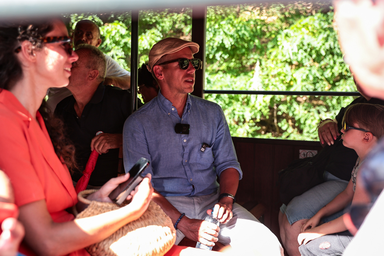 Index – Magyar Péter „80 nap alatt Magyarország körül\" országjárásának ...