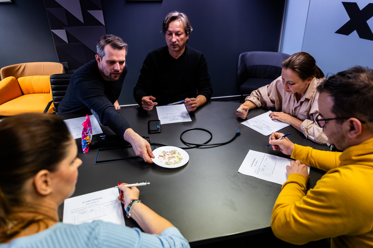 Index – Zizi tesztelés az Index szerkesztőségében – Galéria