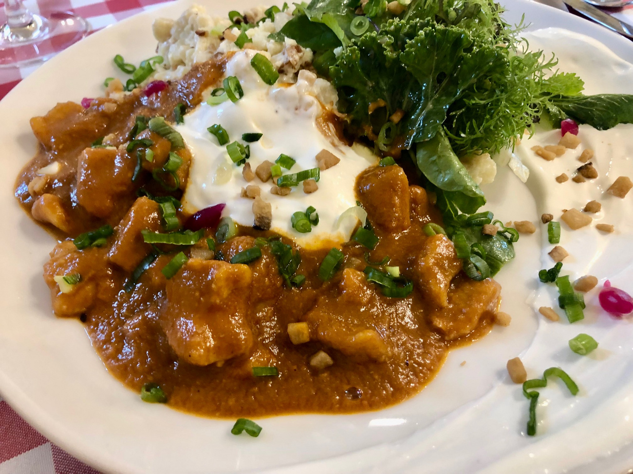 Index – Ez történik, amikor találkozik a zúza pörkölt a kívánatos dundi ...