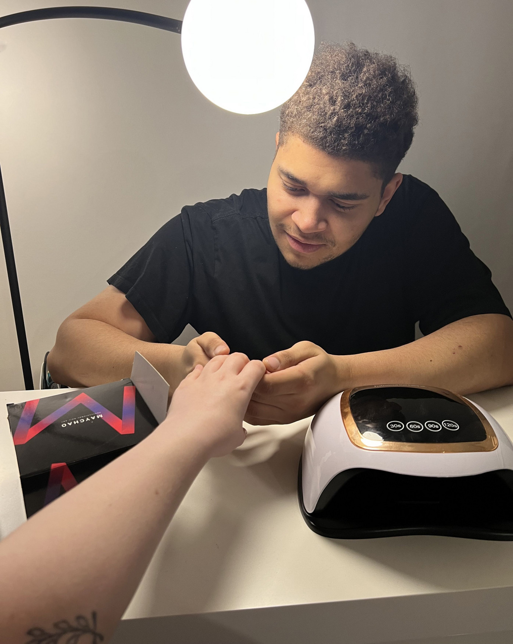 Index – Mared Parry és kedvese, Blake Max – Galéria