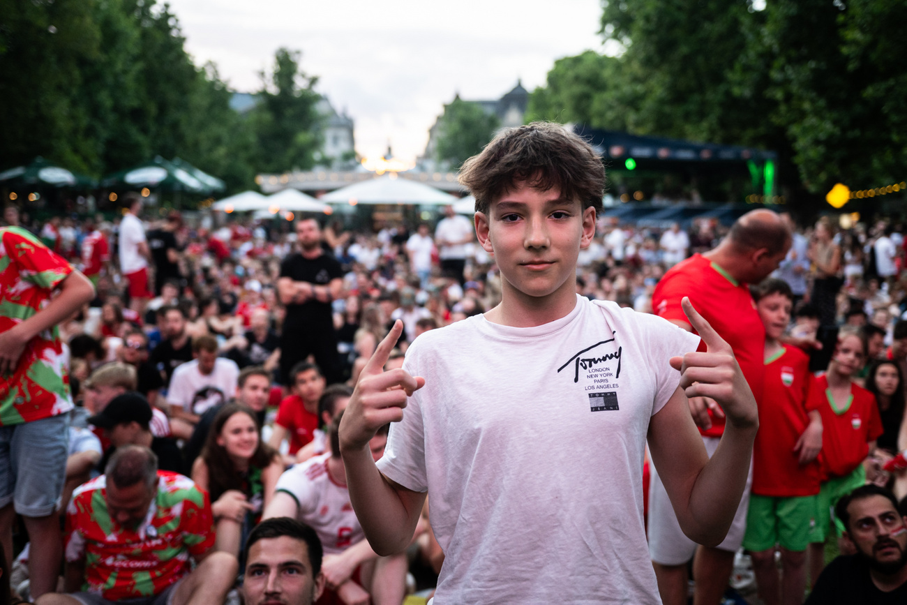 Index – Testben Budapesten, lélekben Stuttgartban: ismét tömegek ...