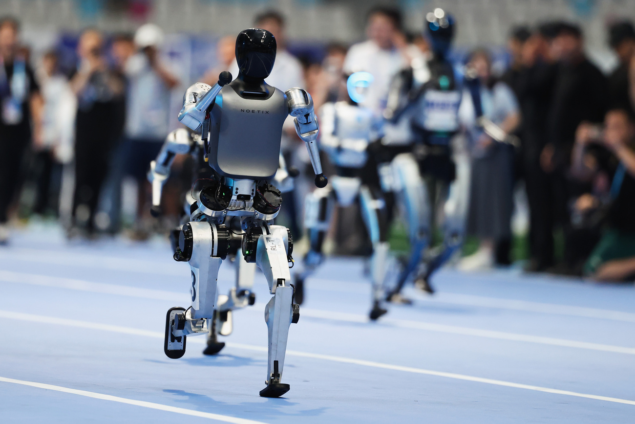 Index – Robotok világjátéka: ahol még a pofára esés is vastapssal jár ...